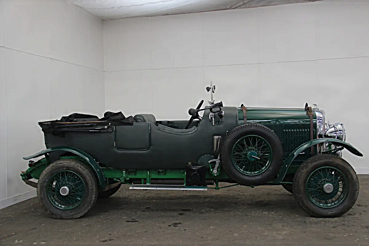 CARS AWAITING PREP – Kult Kars